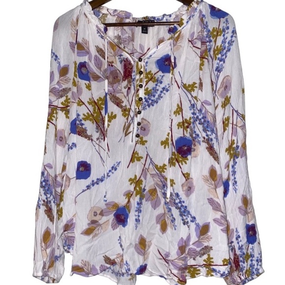a.n.a | Tops | Ana Spring Blouse | Poshmark